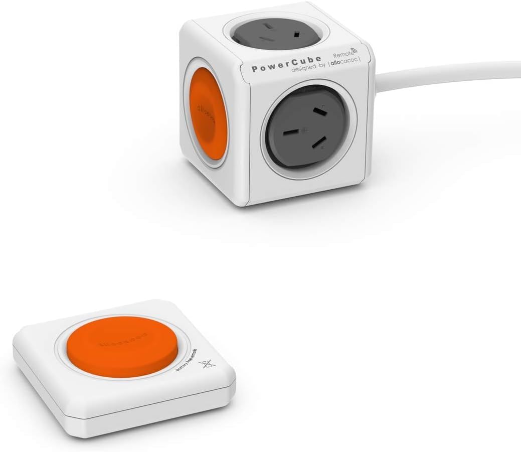 Power Cube 4 Power Outlets with Remote